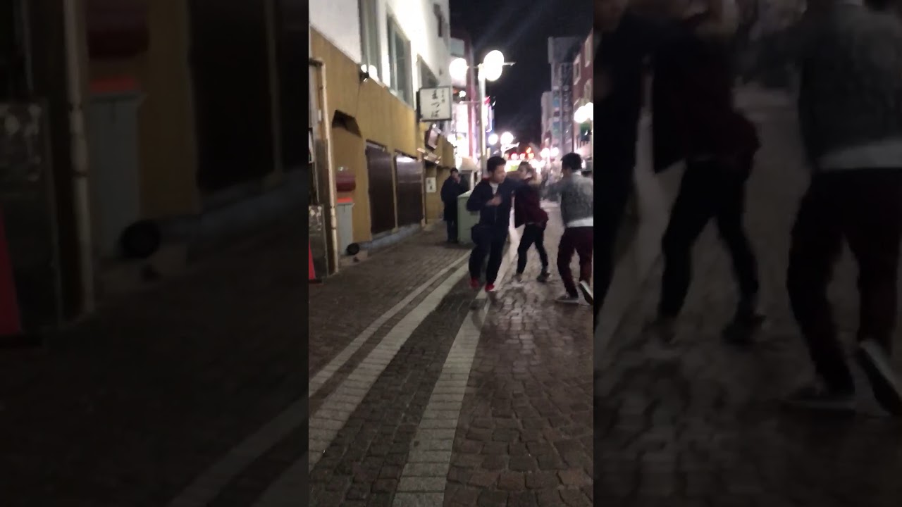 japanese fight in the street - YouTube