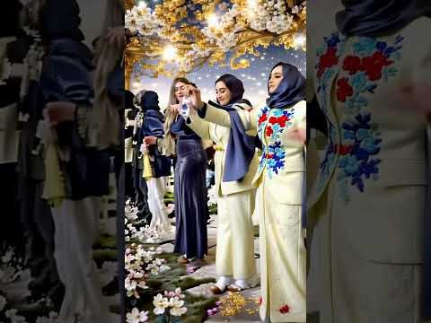 Düğünde  kadınlar halay oynuyorlar  #halay #halaybasi #şefo #kurdish #kurtce #düğün #gelin #batman