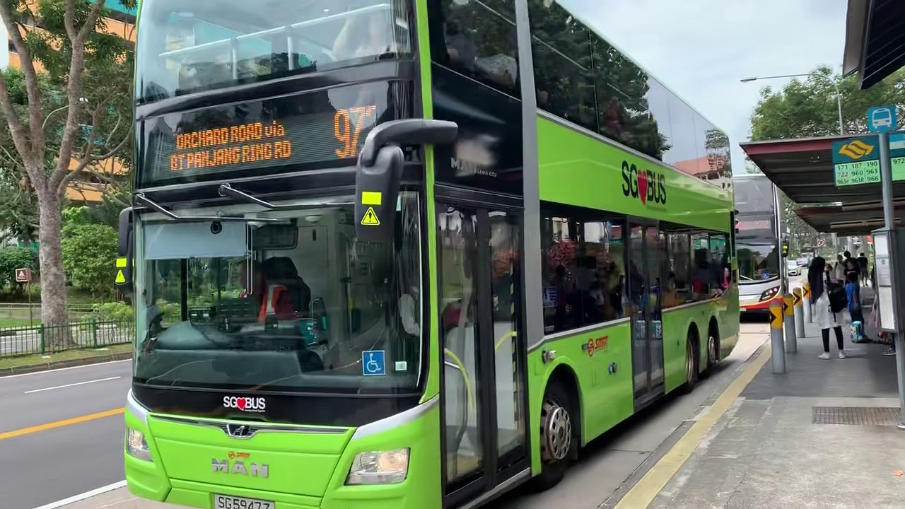 SMRT Buses MAN ND323F A95 (Batch 4) SG5947Z on Service 972 departing ...