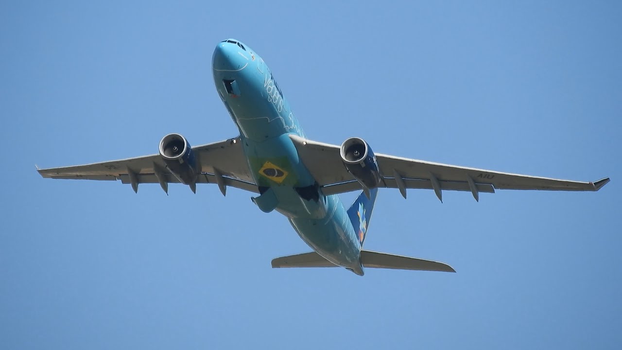TRINTÃO DA AZUL - DECOLAGEM PARA RECIFE - AIRBUS A330 PR-AIU AZUL ...