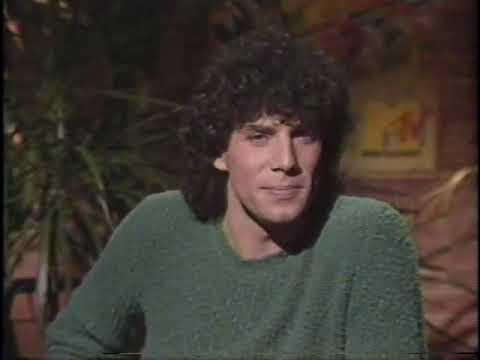 MTV with Marth Quinn, Alan Hunter, & Mark Goodman 05/14/1984 - YouTube