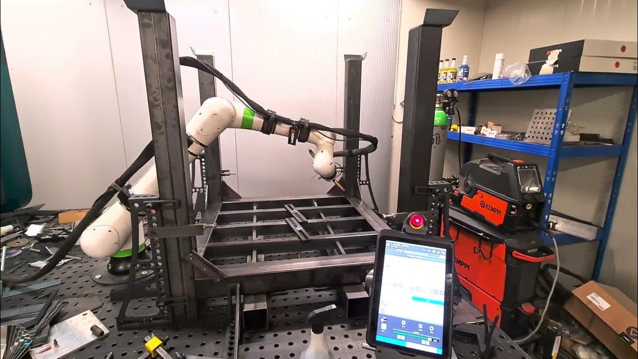 Fanuc crx10 robot hegesztés - YouTube