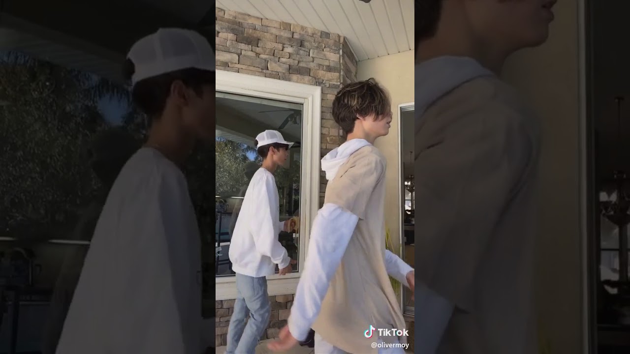 TIK TOK OLIVER AND SEBASTIAN MOY - YouTube