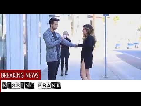 KISSING PRANK