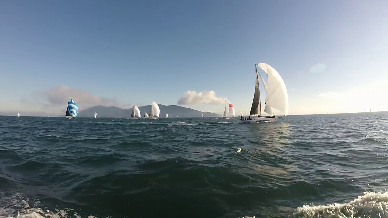 J/125 Hamachi | Round the County 2018 - Day 1 - YouTube