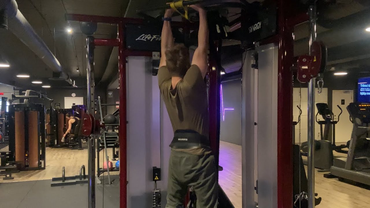 Weighted Pullups 15 Kg 5 Reps - YouTube