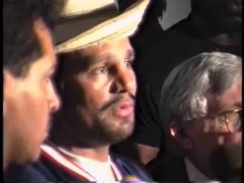 Roberto Duran (1992) Fight in Buffalo - YouTube