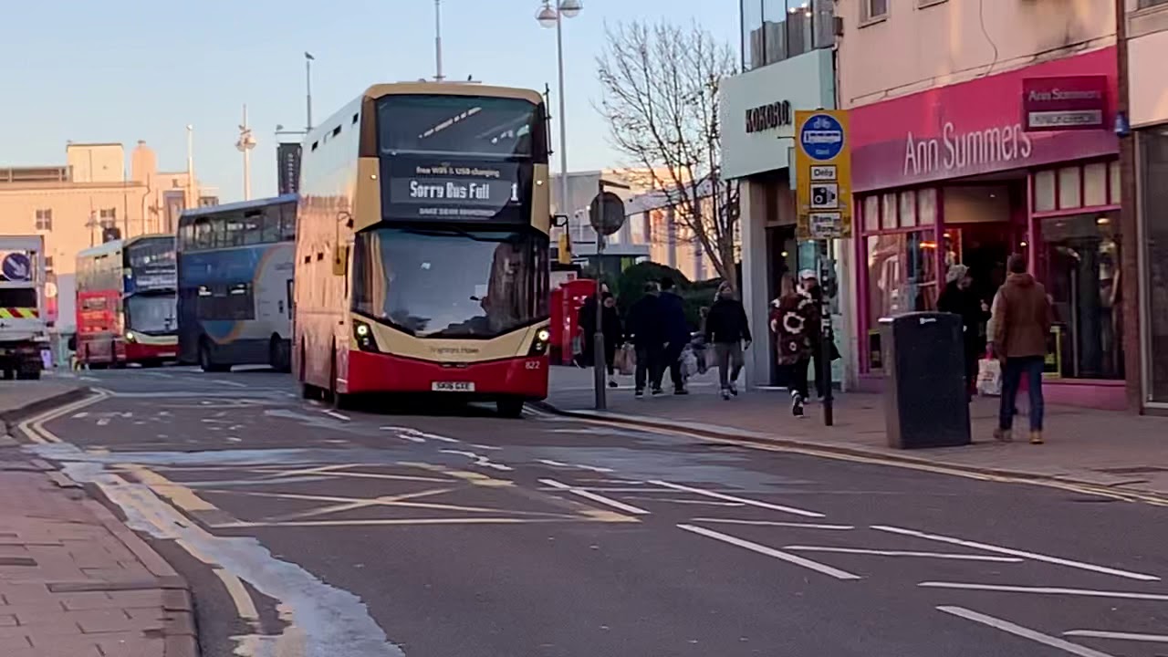 BRIGHTON & HOVE BUS ROUTE 1 DEPARTING CHURCHILL SQUARE BRIGHTON - YouTube