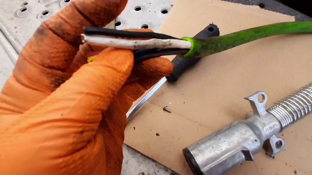 Semi truck 7 way plug install. - YouTube