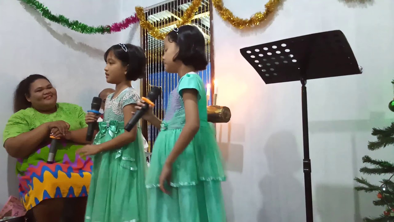 Ester dan Elsa Lubis - YouTube