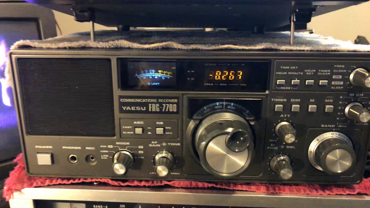 My New Toy Icom IC-R71a - YouTube