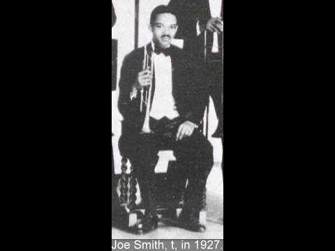 Joe Smith: excellent cornetist and trumpeter from Ohio (1925). - YouTube