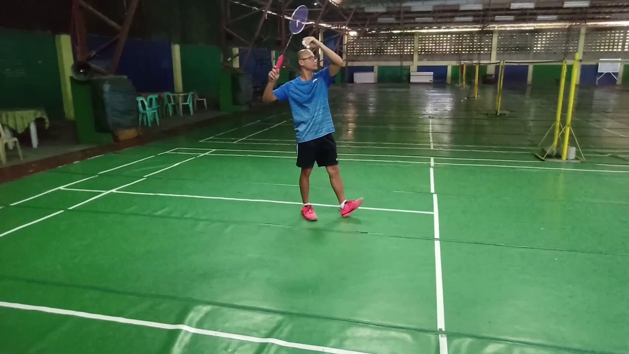 PROPER FOREHAND SERVE Trim - YouTube