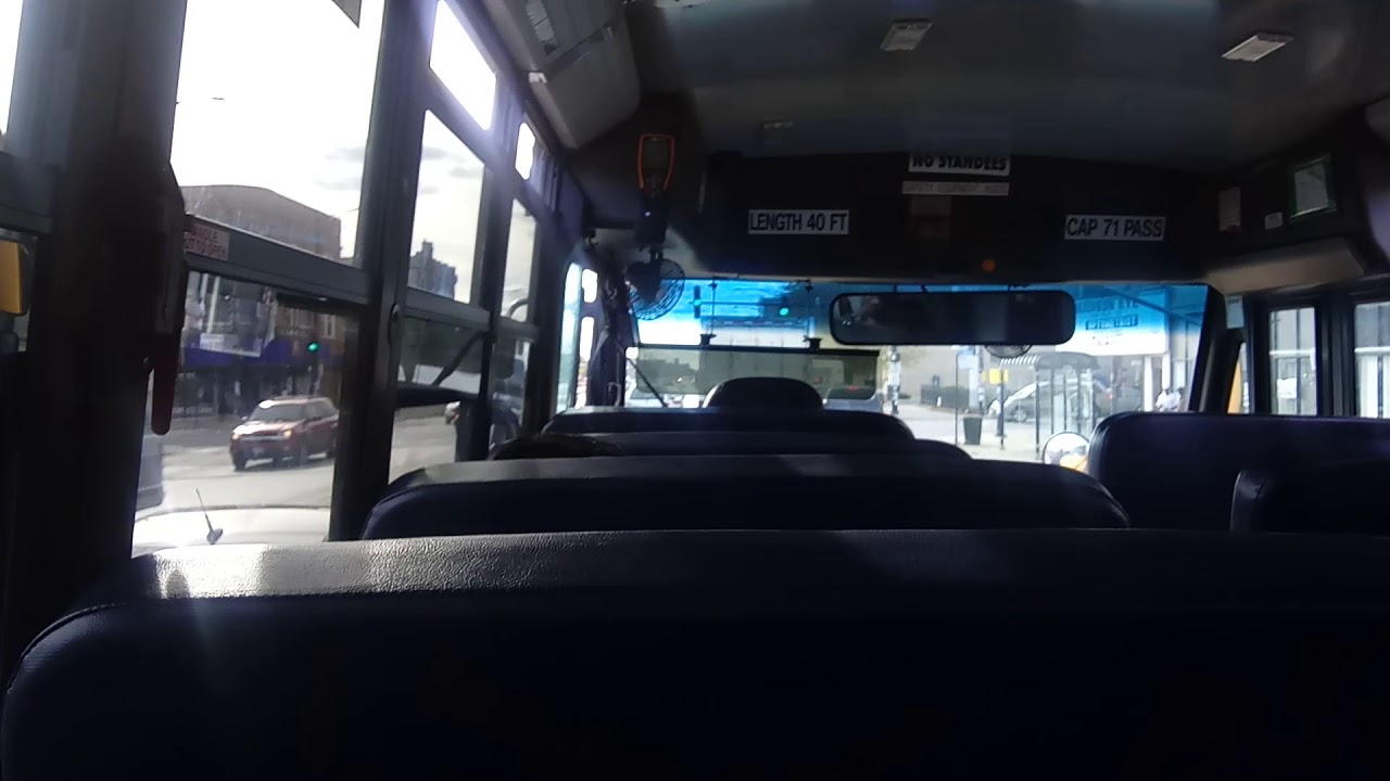 Chicago Fire Department Engine 113 Responding. - YouTube