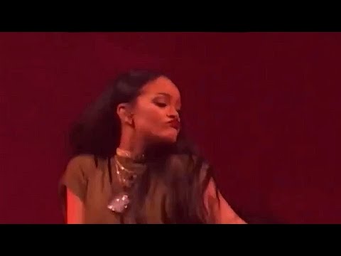 Rihanna - Pour It Up (Live At Made In America 2016)