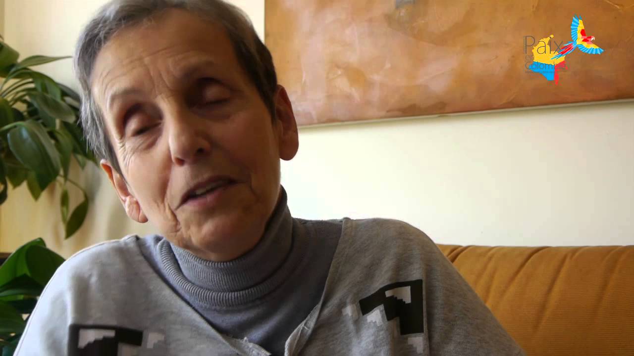 Florence Thomas parle sur la situation des femmes dans le conflit armé ...