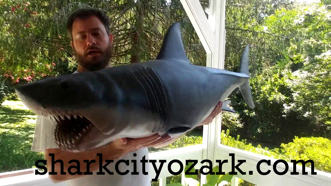 The 53" Master Bruce Attack Scene Bruce Shark - YouTube