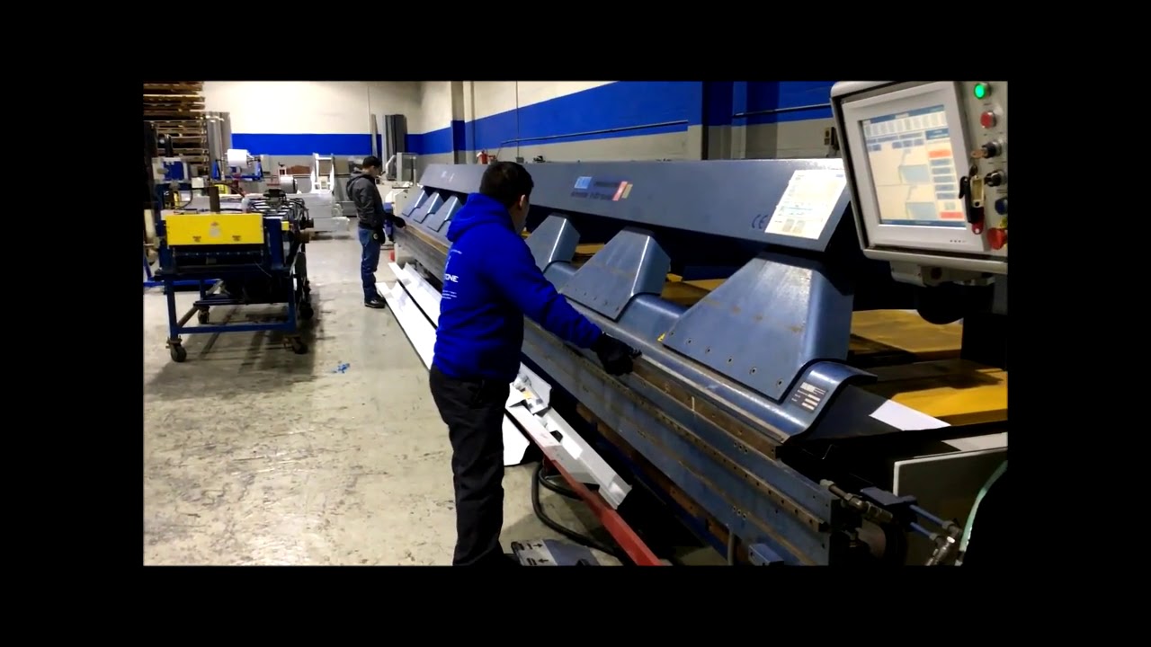 Thalmann ZR 200 10M CNC Folding Machine - YouTube