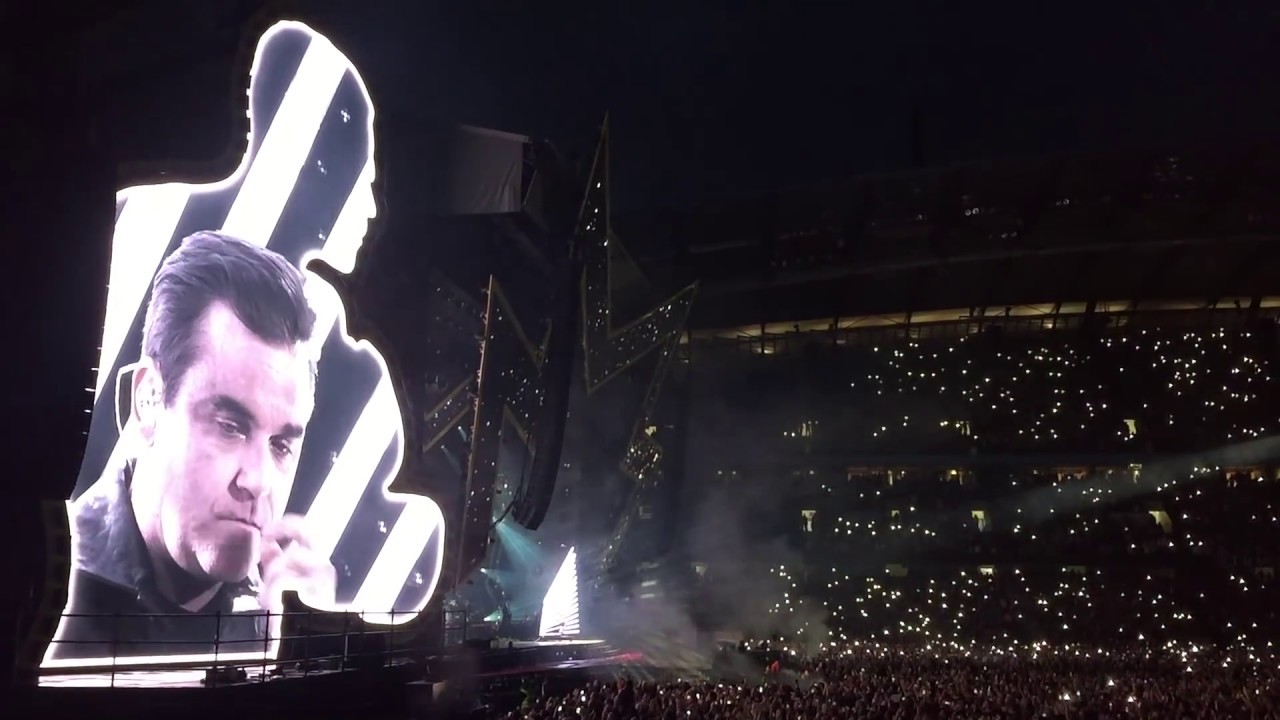 ROBBIE WILLIAMS CRYING - ANGELS. Opening night of The Heavy ...
