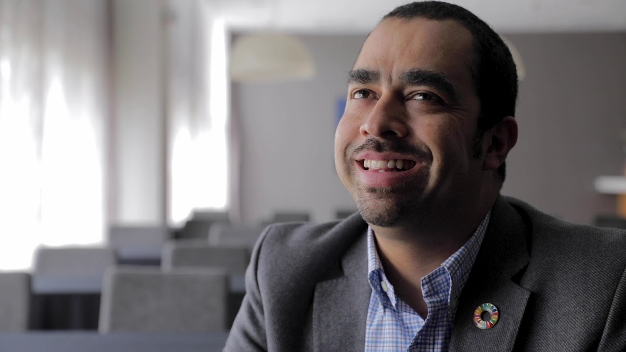 El precio al carbono - Javier Sabogal (Colombia) - YouTube