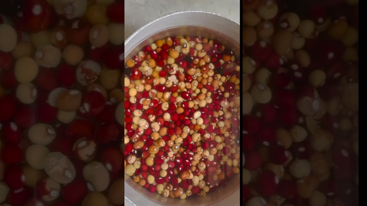 Samp with yugo beans ( dikgobe tsa ditloo) - YouTube