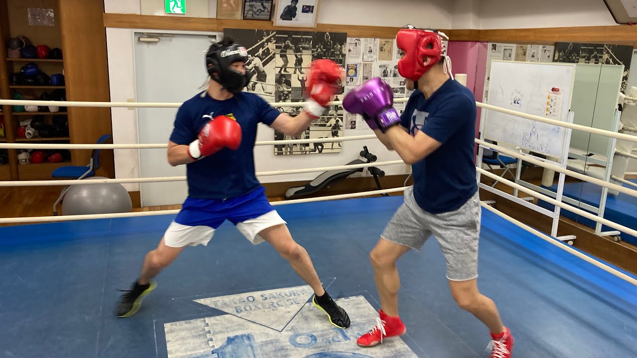 Looks exhausted … But Good Fight!!Luciano Boxing Sparring against Keita ...