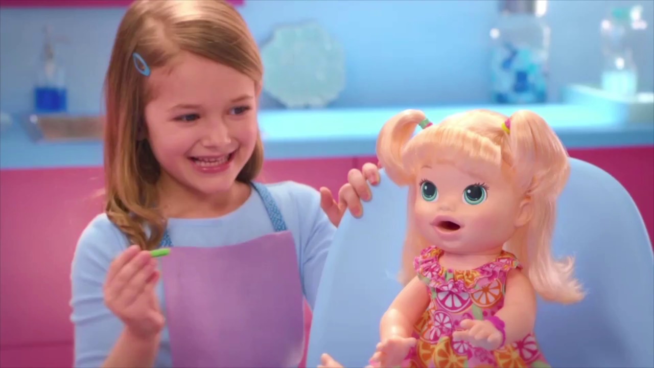 Baby Alive Snackin' Sara HD - YouTube