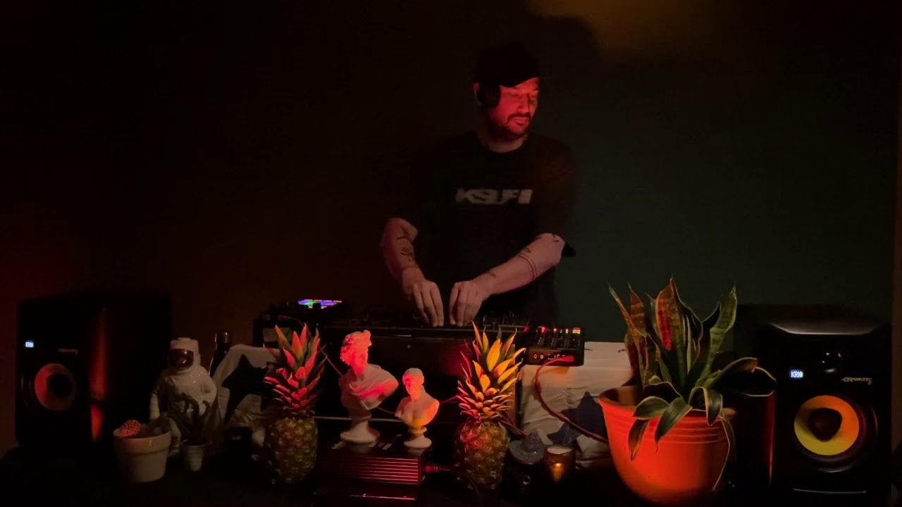 Nick Jojo live (18-04-2020) from home-studio (lockdown) - YouTube