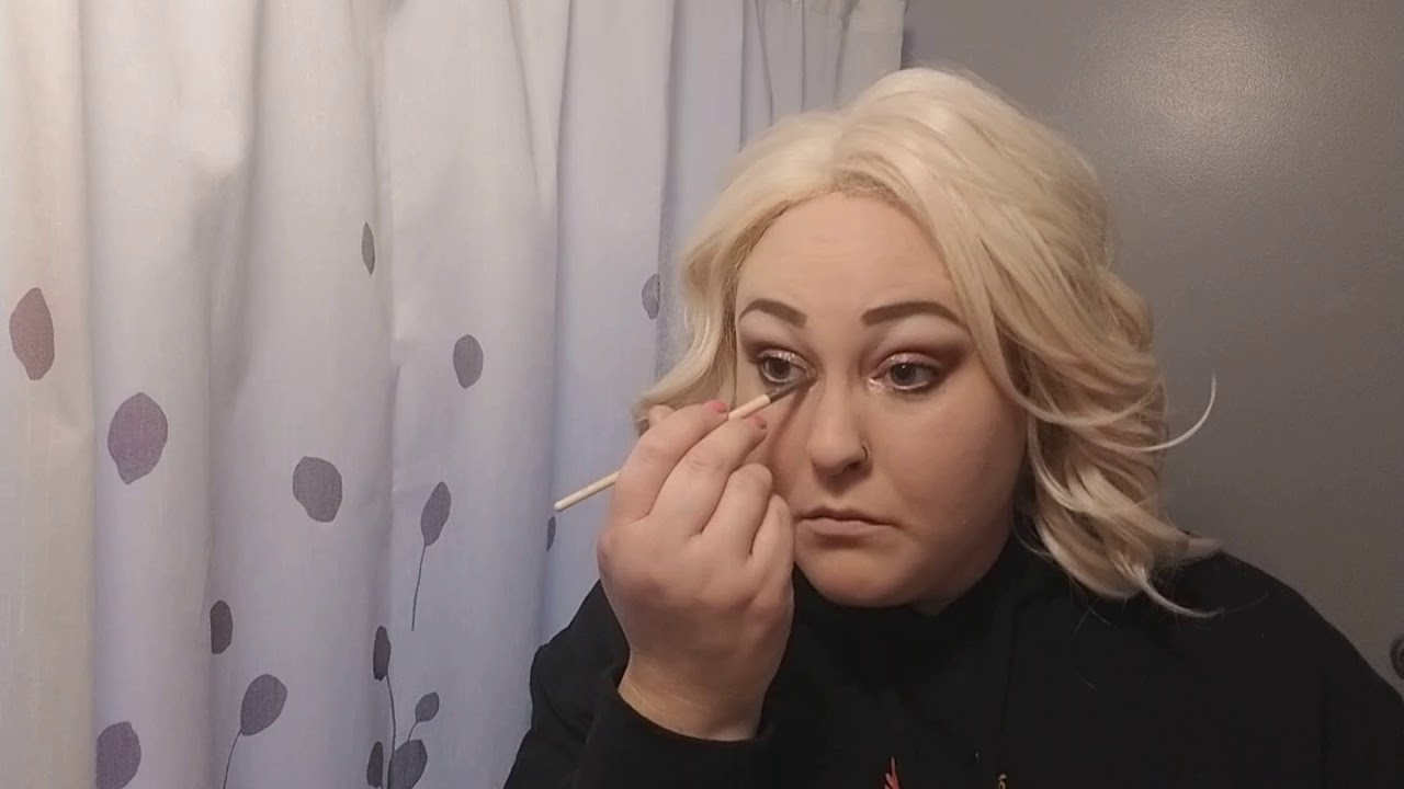 My Insane Makeup Routine Time Lapse - YouTube