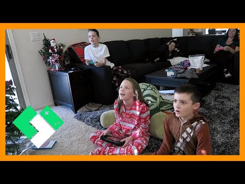 POST CHRISTMAS LAZINESS (12.26.15 - Day 1365) | Clintus.tv