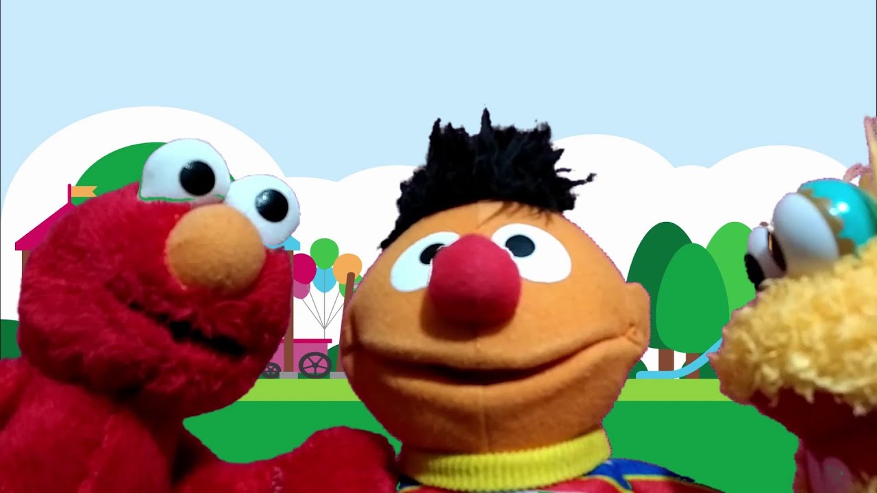 ELMO juega a las ESCONDIDAS con Enrique, Big Bird y Zoe PLAZA SESAMO ...