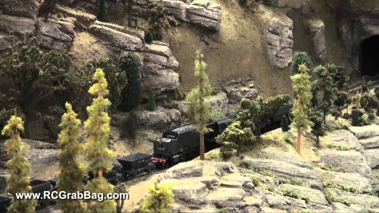 Eureka Models AD60 Beyer Garratt locomotive in HO - YouTube
