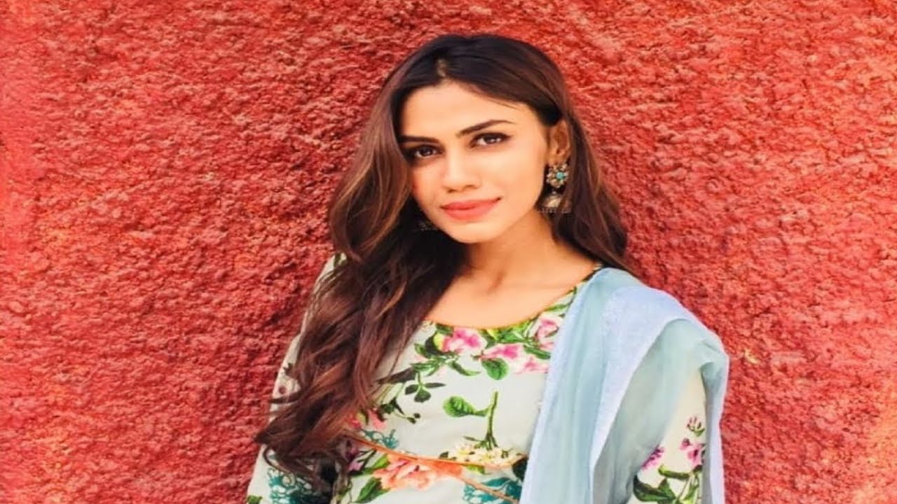 Apeksha Porwal’s stunning new photoshoot - YouTube