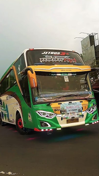 Bus Kramat Djati Pendekar Aspal membasuri 📽️🎶‼️ #busmania #teloletbasuri #kramatdjati - YouTube
