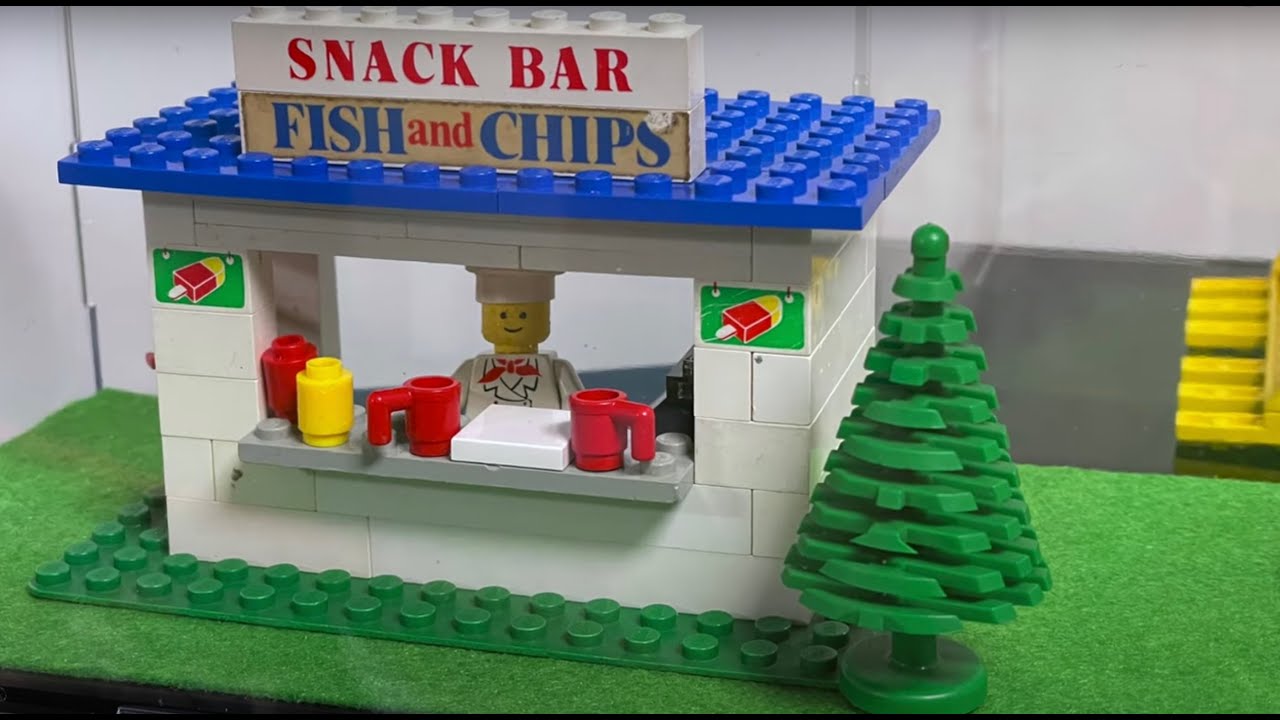 Josef - Model Railway & Toy Room 30 LEGO 675 Snack Bar BASIC Display ...