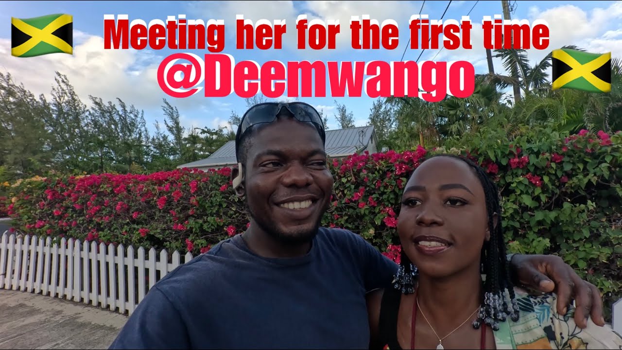 Meeting her for the first time @DeeMwango - YouTube
