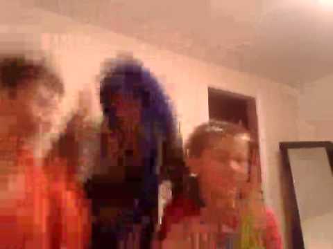 Awkward phone falling Harlem Shake