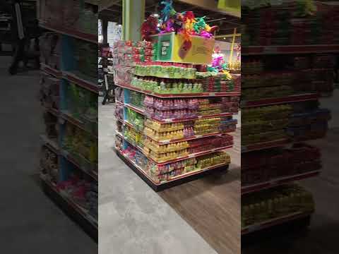 Northgate Mercado Gonzalez food hall in Costa Mesa, CA #northgate - YouTube