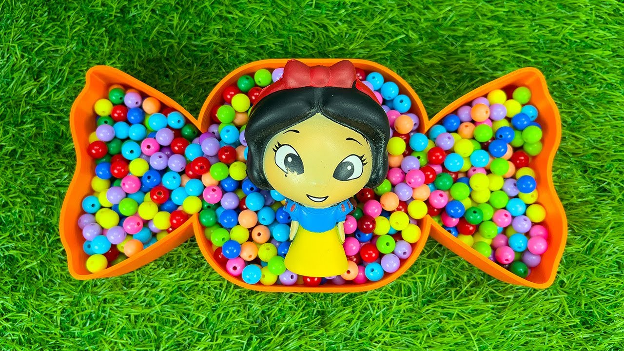 Glowing Sweet Streams | Floating Candy Drizzle & Soft Slime Motion ...