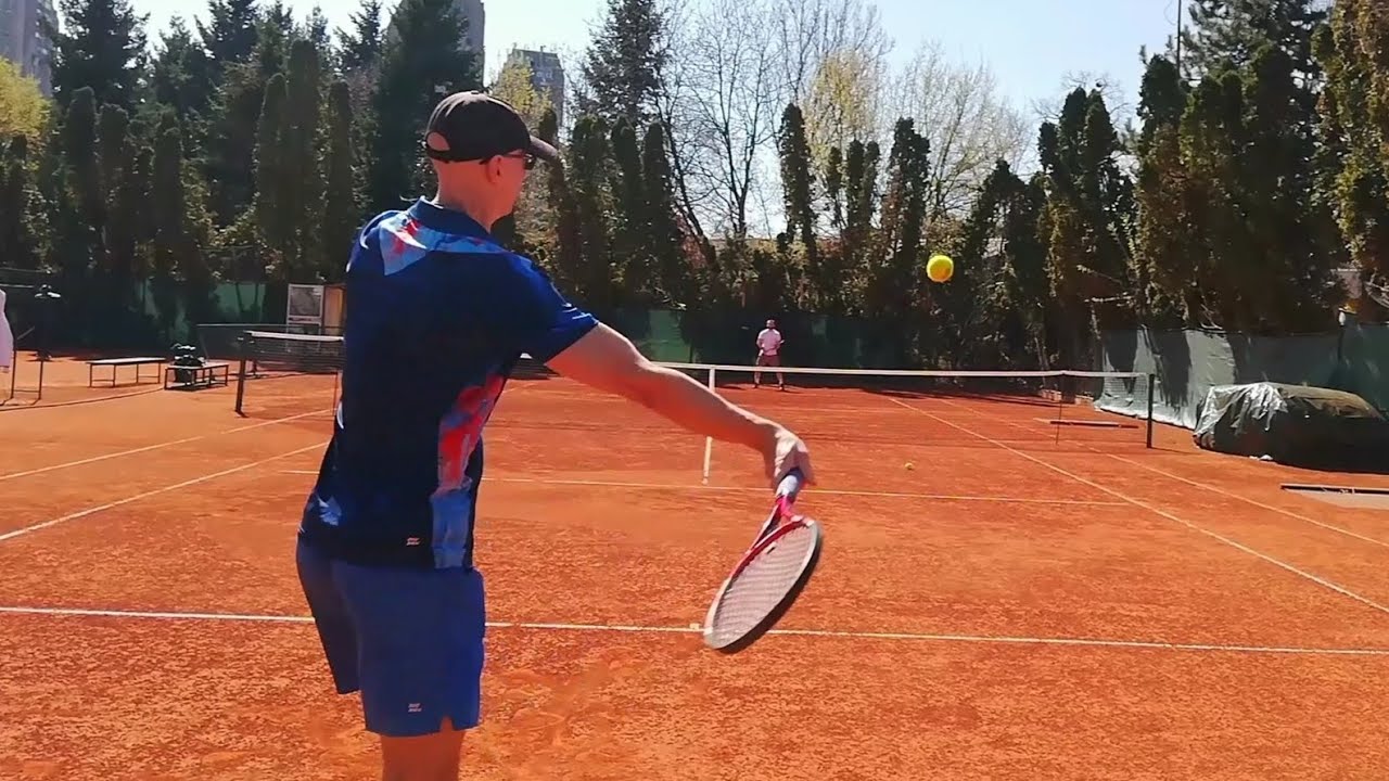 Sasha tennis - Fluent motions, SPEEDING UP and finishing with a OHBH ...