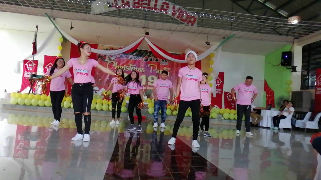 Gb christmas party 2019 (dance contest) - YouTube
