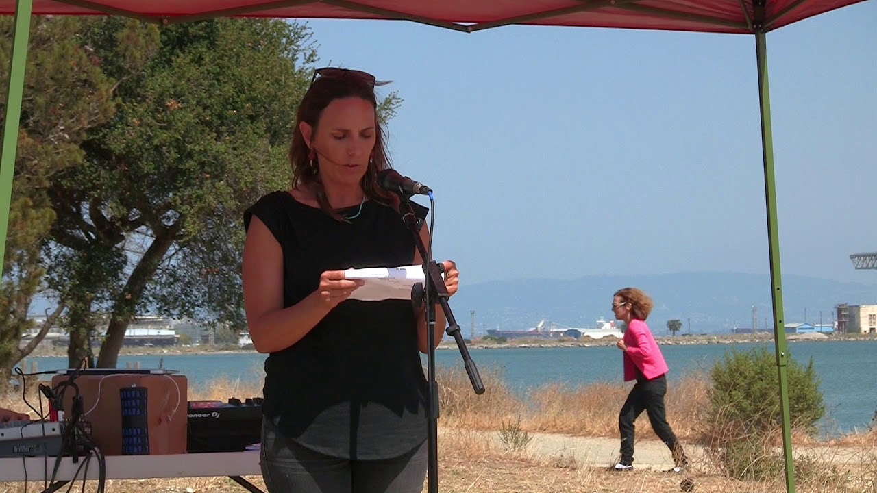 Lisa Piazza @ Quiet Lightning / Poetry in Parks 2017 - YouTube
