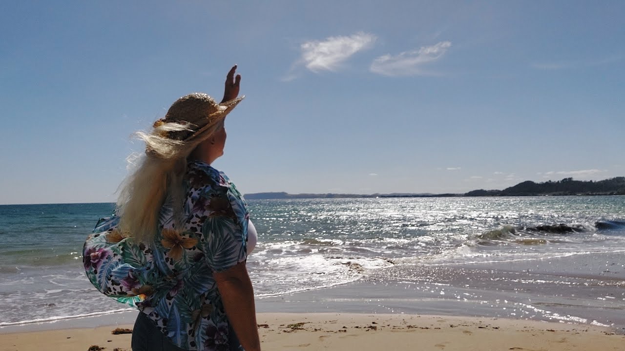 I AM SAILING - with Robyn Backhouse - YouTube