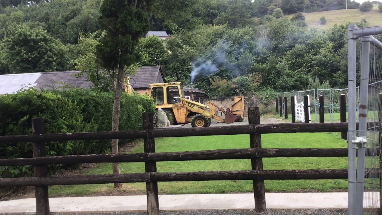 Hymac 370c digger arrives after being stood for many years - YouTube