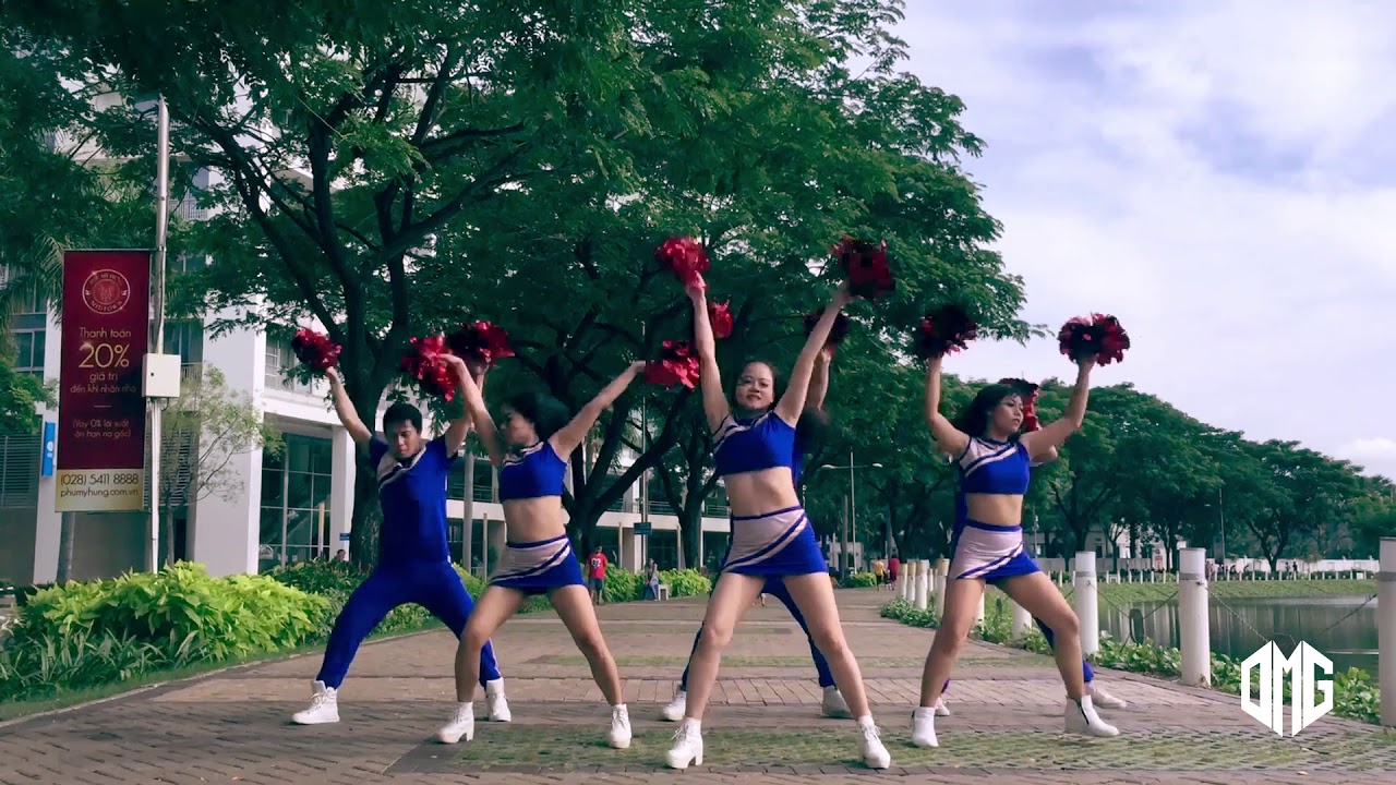 Nhảy cổ động - OMG Dance team - YouTube