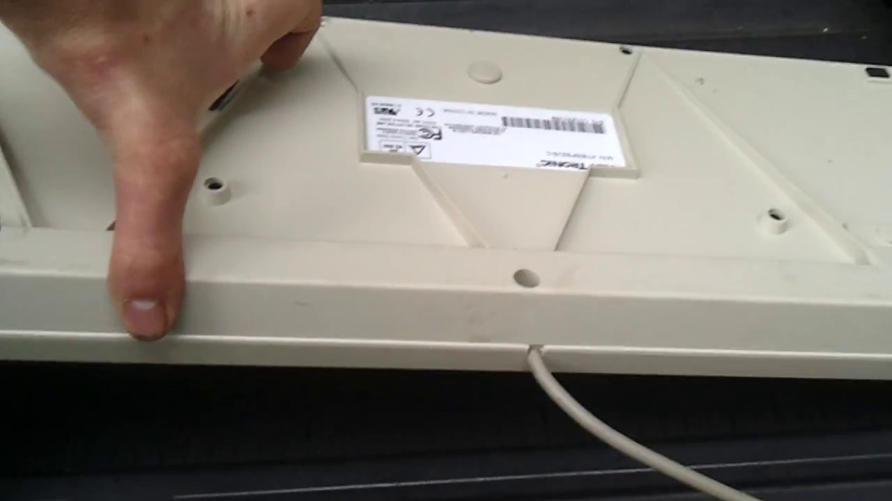 Key-Tronic keyboard disassembly - YouTube