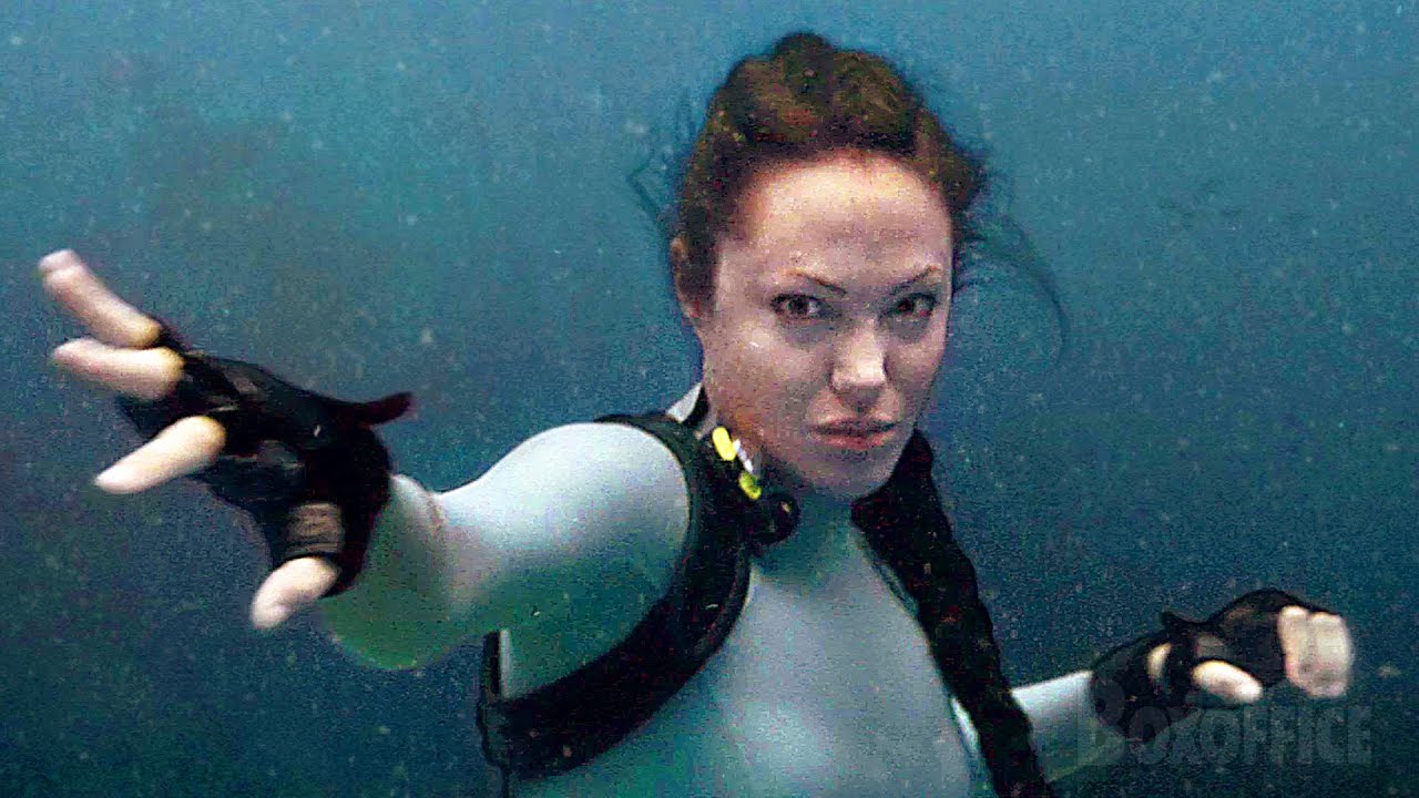 Lara Croft è l'ALPHA | La scena d'azione più bella di Tomb Raider 2: La ...