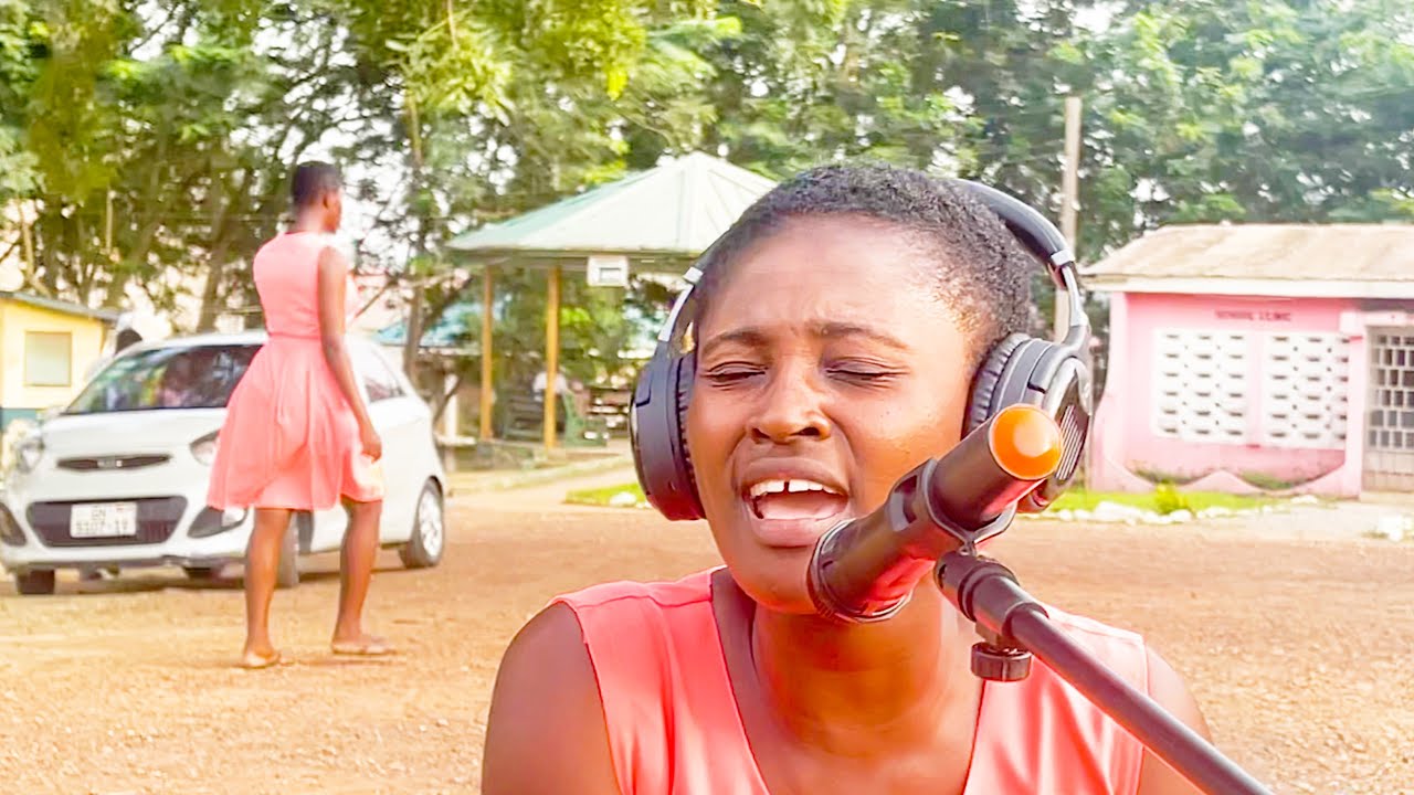First Female Singer From A High School. | Fiaseman SHS. - YouTube