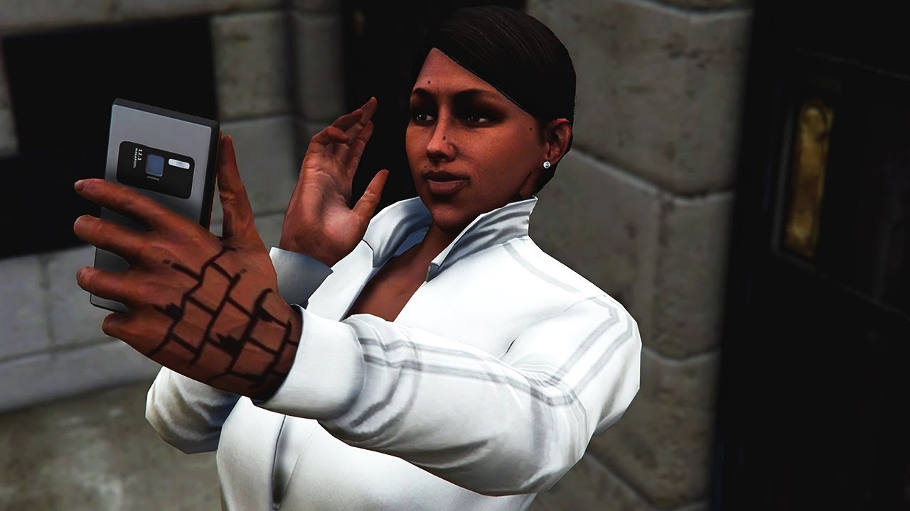 Basic Outfits for Women in GTA 5 Online - YouTube