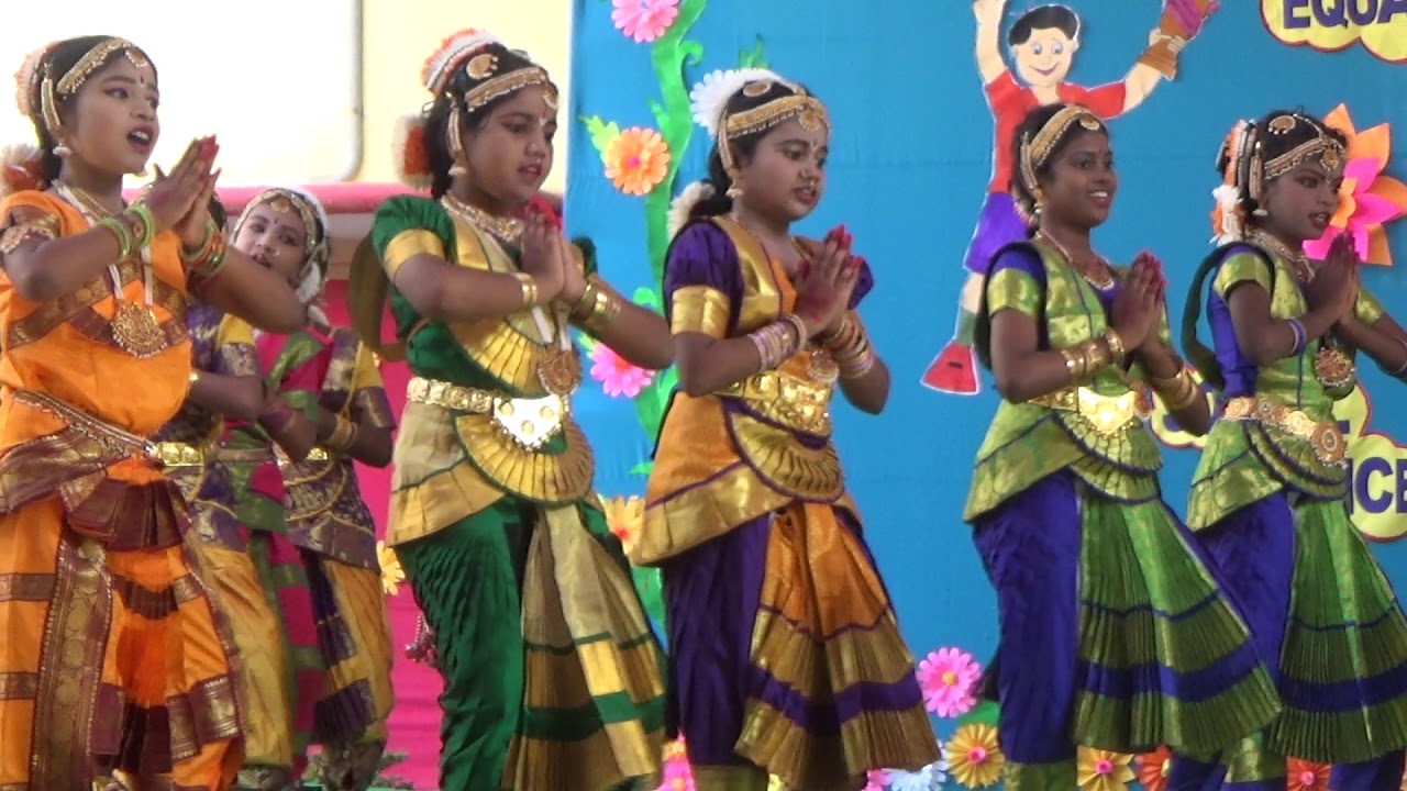 BHARATHAM DANCE - YouTube